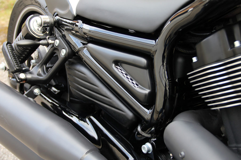 V ROD NIGHT ROD - Tank Cover - extremebikes